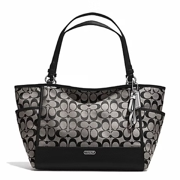 Coach | Bags | Coach Park Signature Carrie Tote Logo Print Black And ...